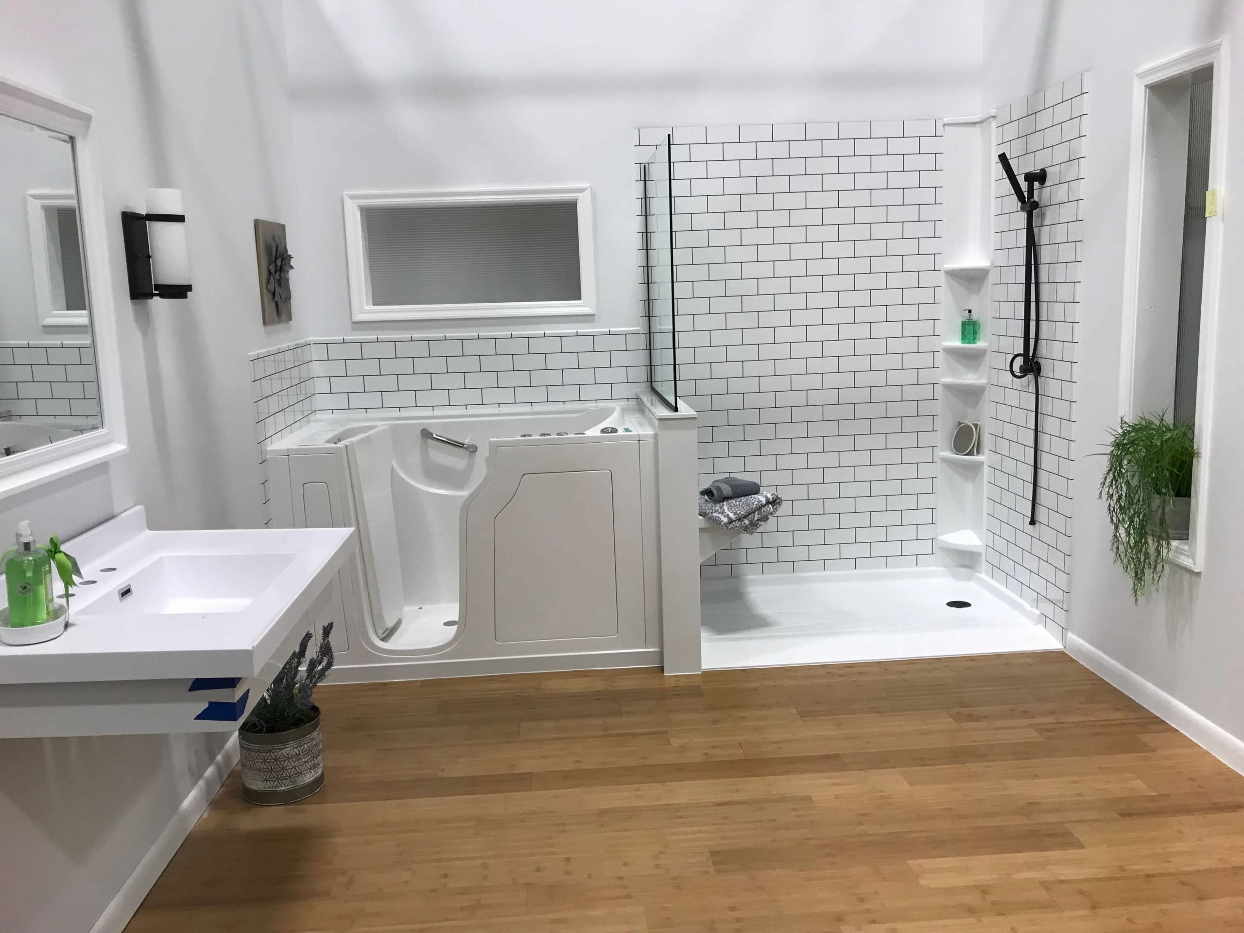 Ada Luxury Bathrooms Design ADA Outdoor Mobile Bathroom Luxury Mobile